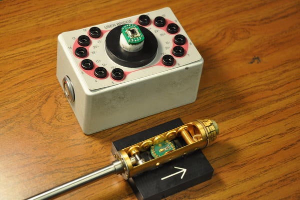 Antiferromagnetic resonance sample | UCR News | UC Riverside